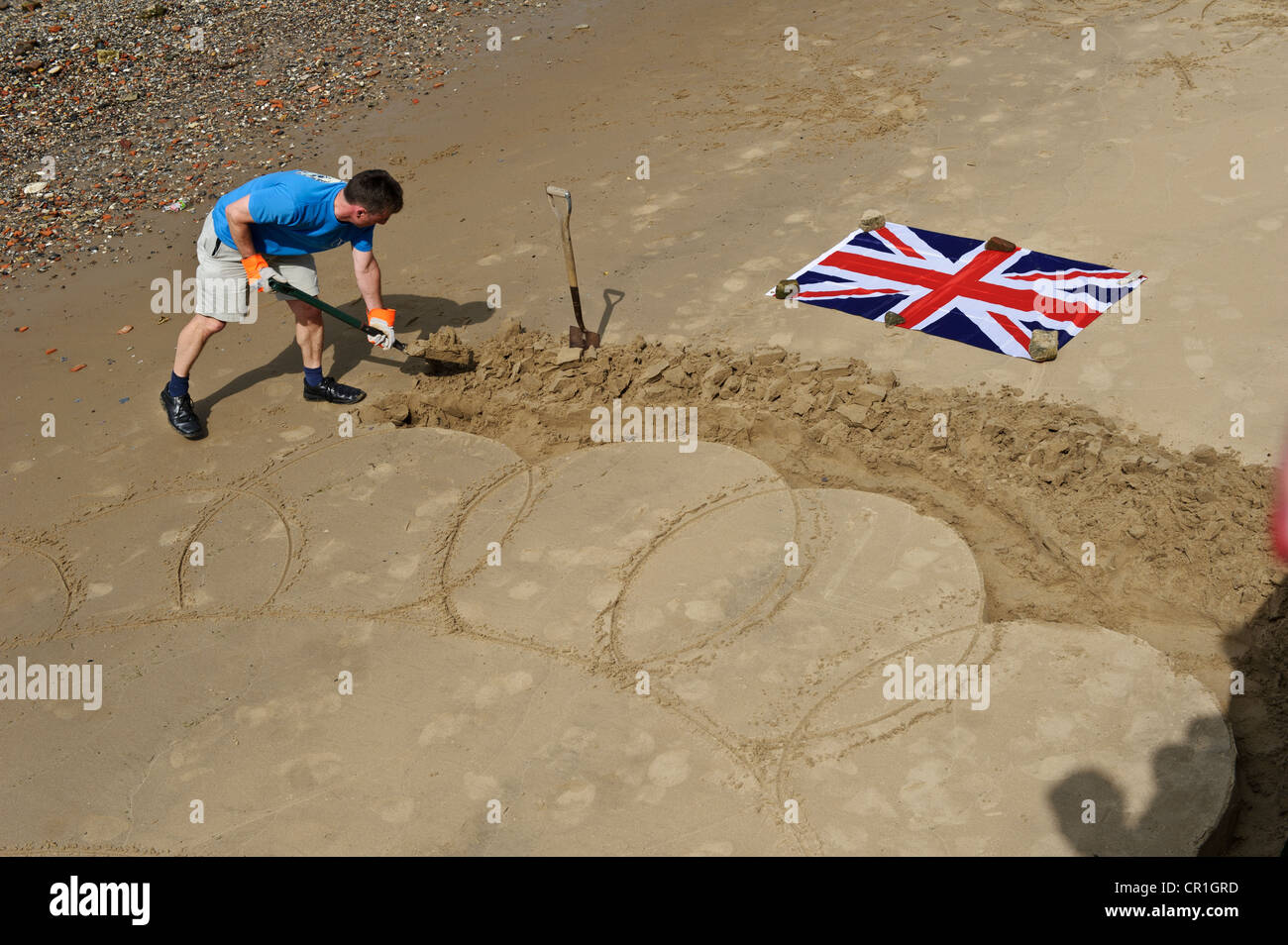 Thames Digging High Resolution Stock Photography and Images - Alamy