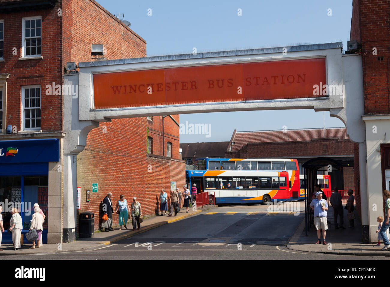 Bus winchester bus station hi-res stock photography and images - Alamy