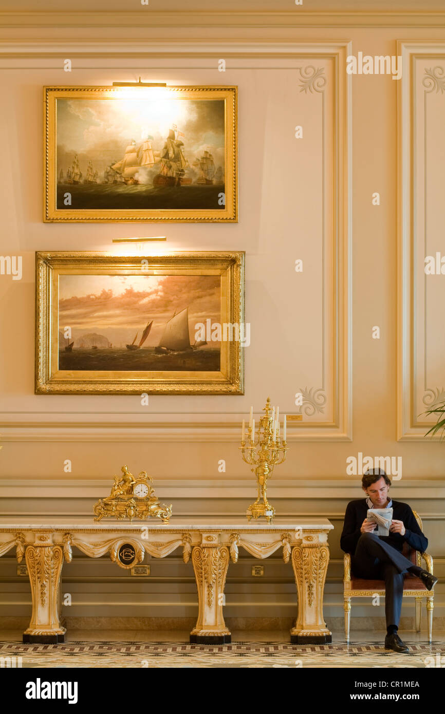 Greece, Attica, Athens, Syntagma Square, Hotel Grande Bretagne, lobby ...