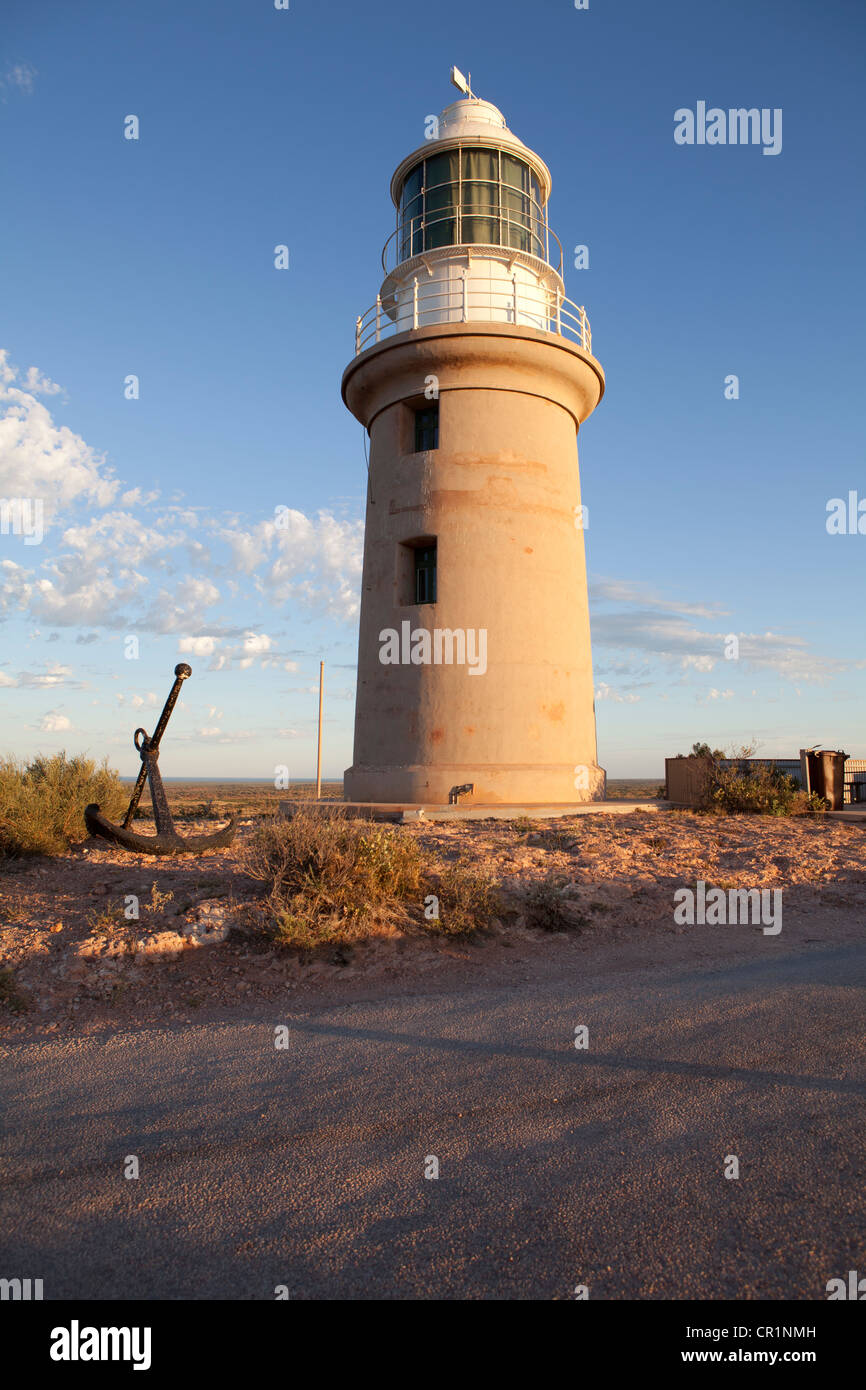 Vlamingh head lighthouse australia hi-res stock photography and images ...