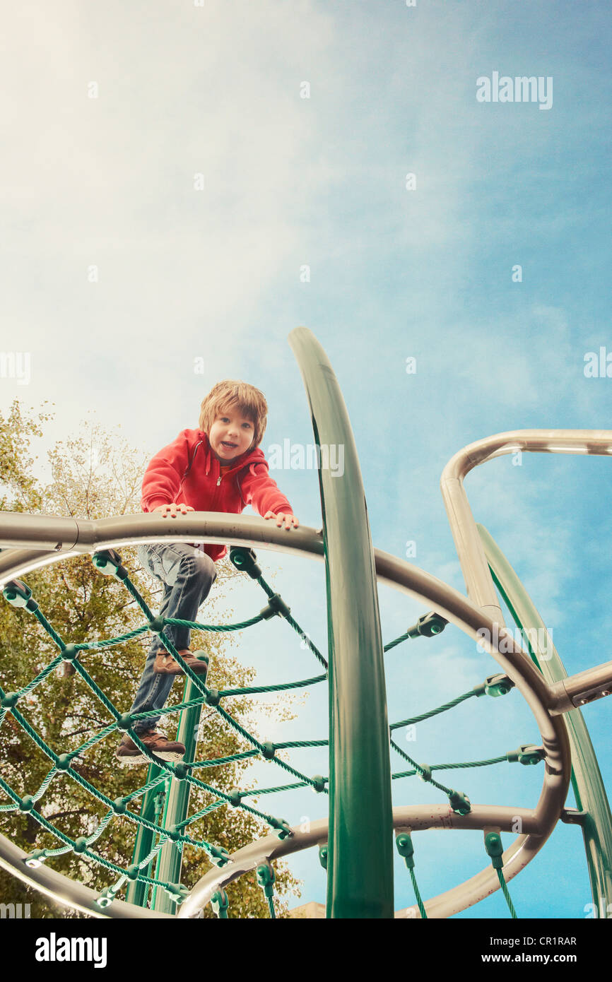 Jungle gym hi-res stock photography and images - Alamy