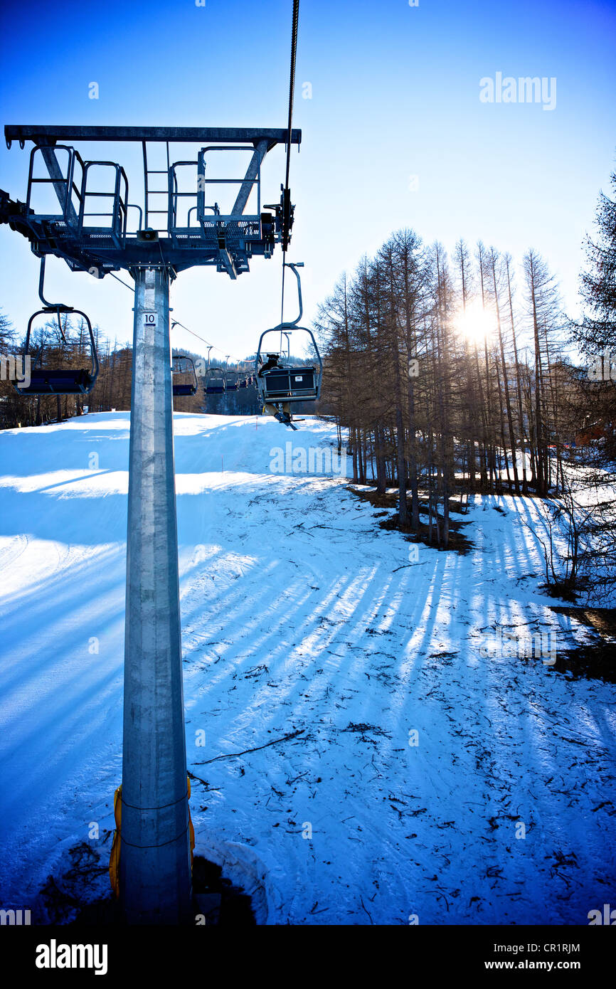 See through lift hi-res stock photography and images - Alamy