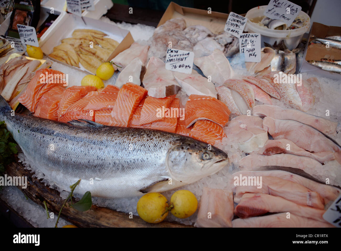 Fresh fish hi-res stock photography and images - Alamy