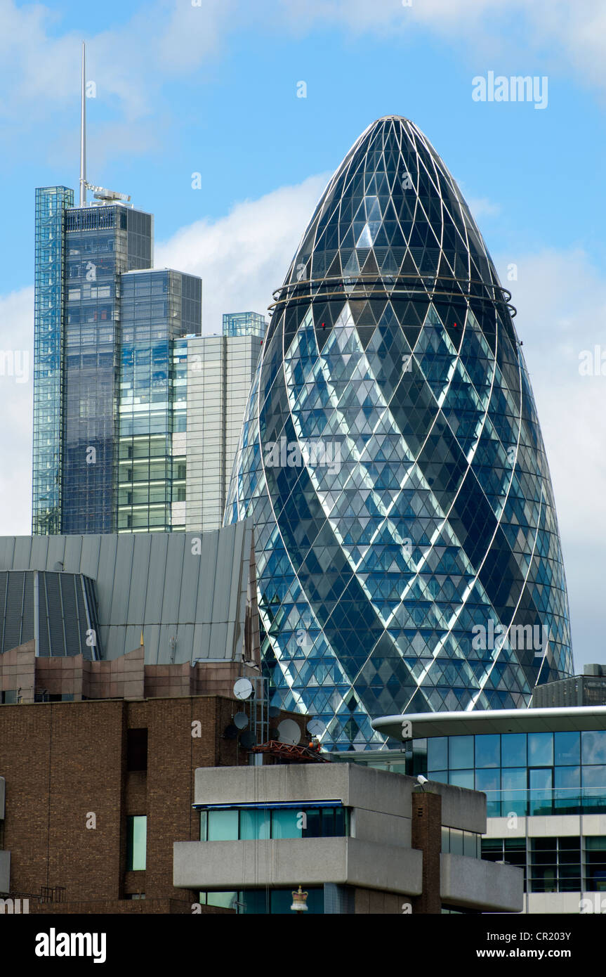 Swiss gerkin in city london hi-res stock photography and images - Alamy