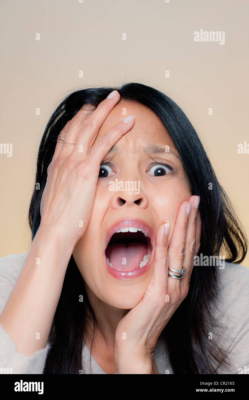 Portrait of screaming woman Stock Photo - Alamy