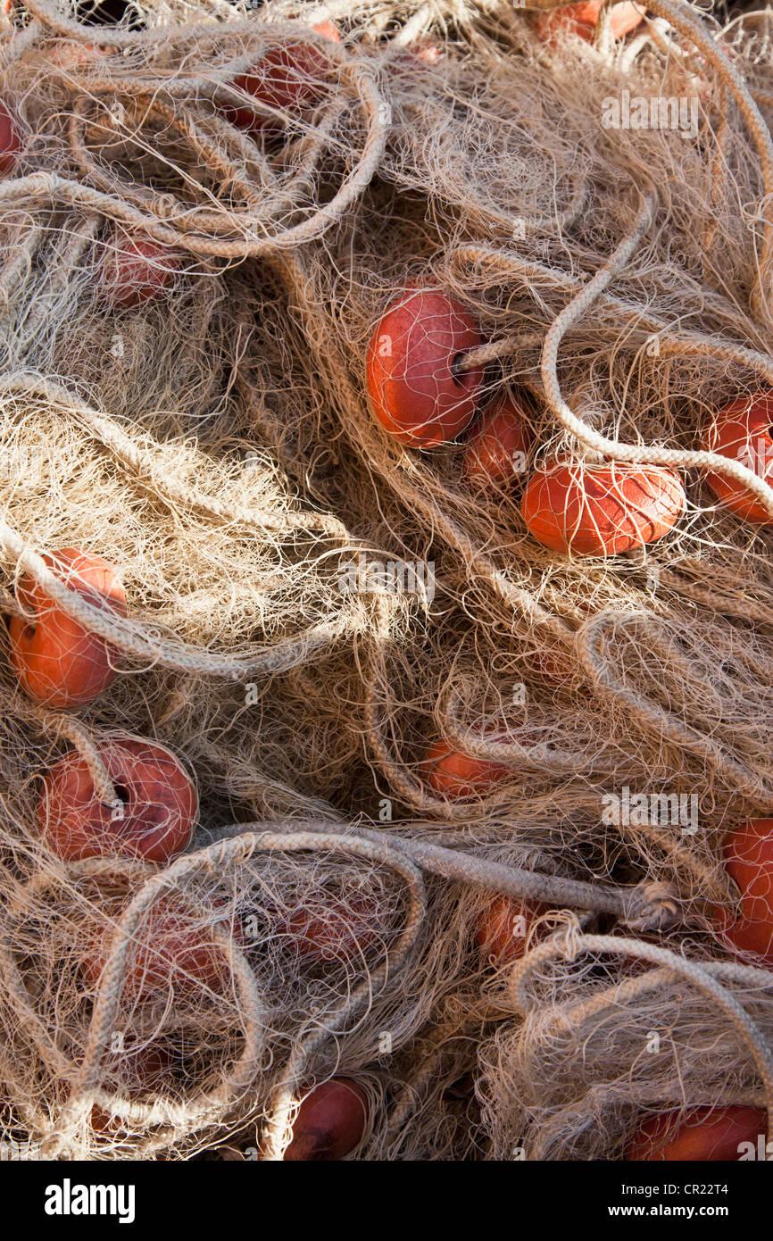 Tangled netting hi-res stock photography and images - Alamy