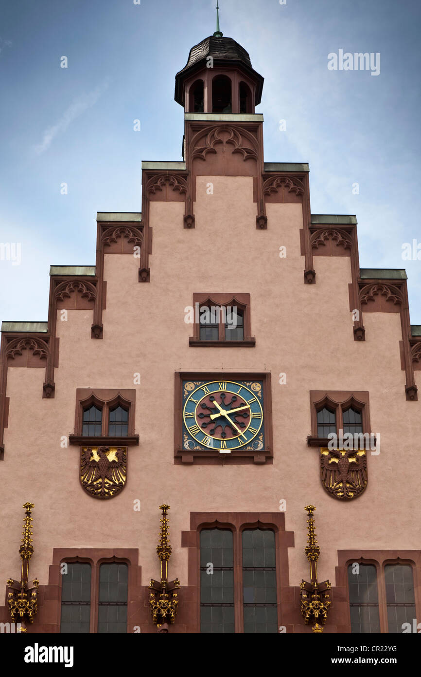 Clockface window hi-res stock photography and images - Alamy