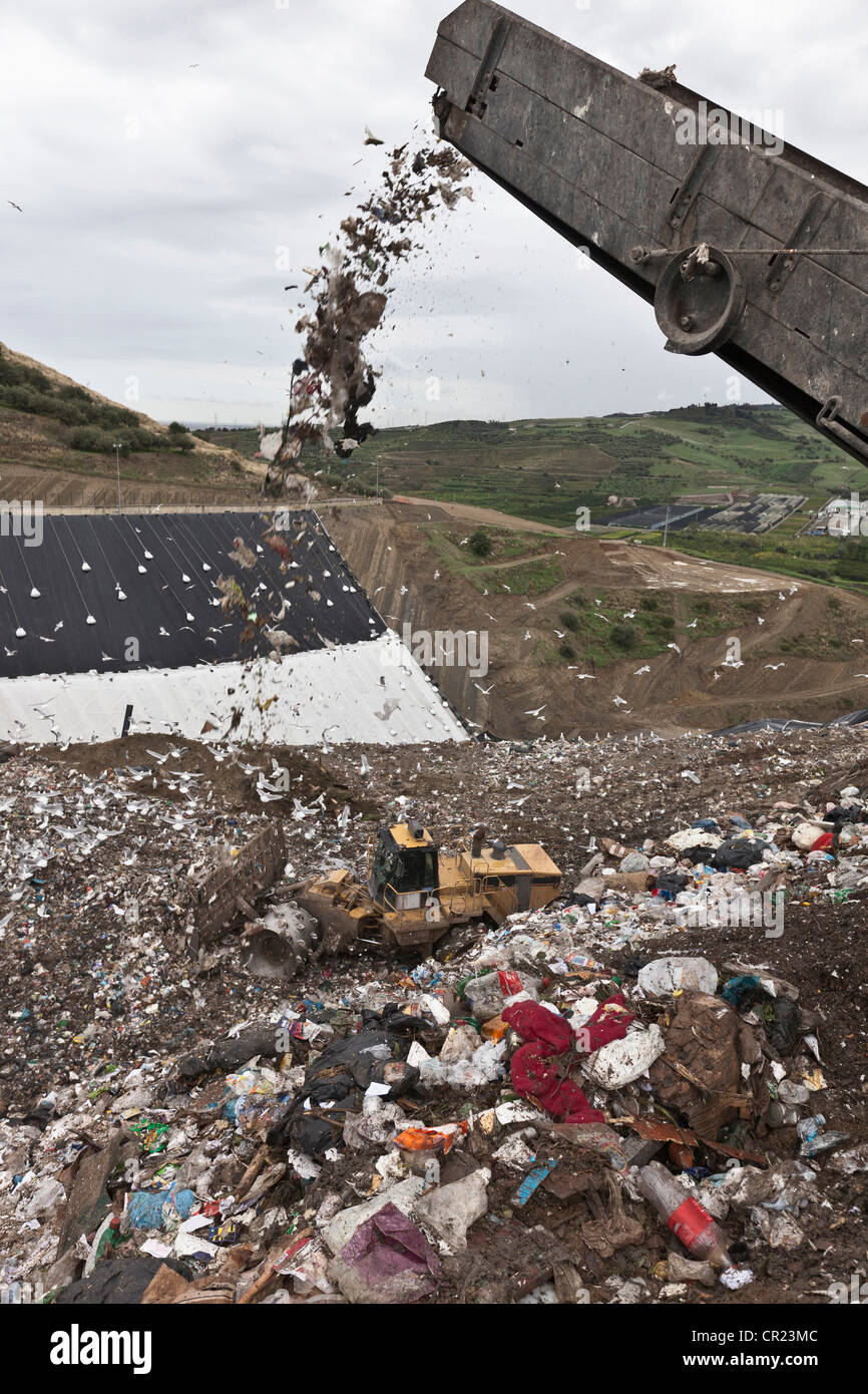 Debris hi-res stock photography and images - Alamy