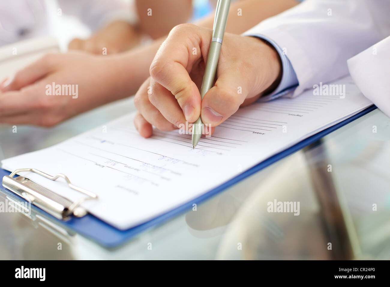 Doctor writing medicine word hi-res stock photography and images - Alamy
