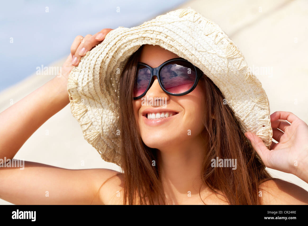 Smiling girl enjoying summer sun and leisure Stock Photo - Alamy