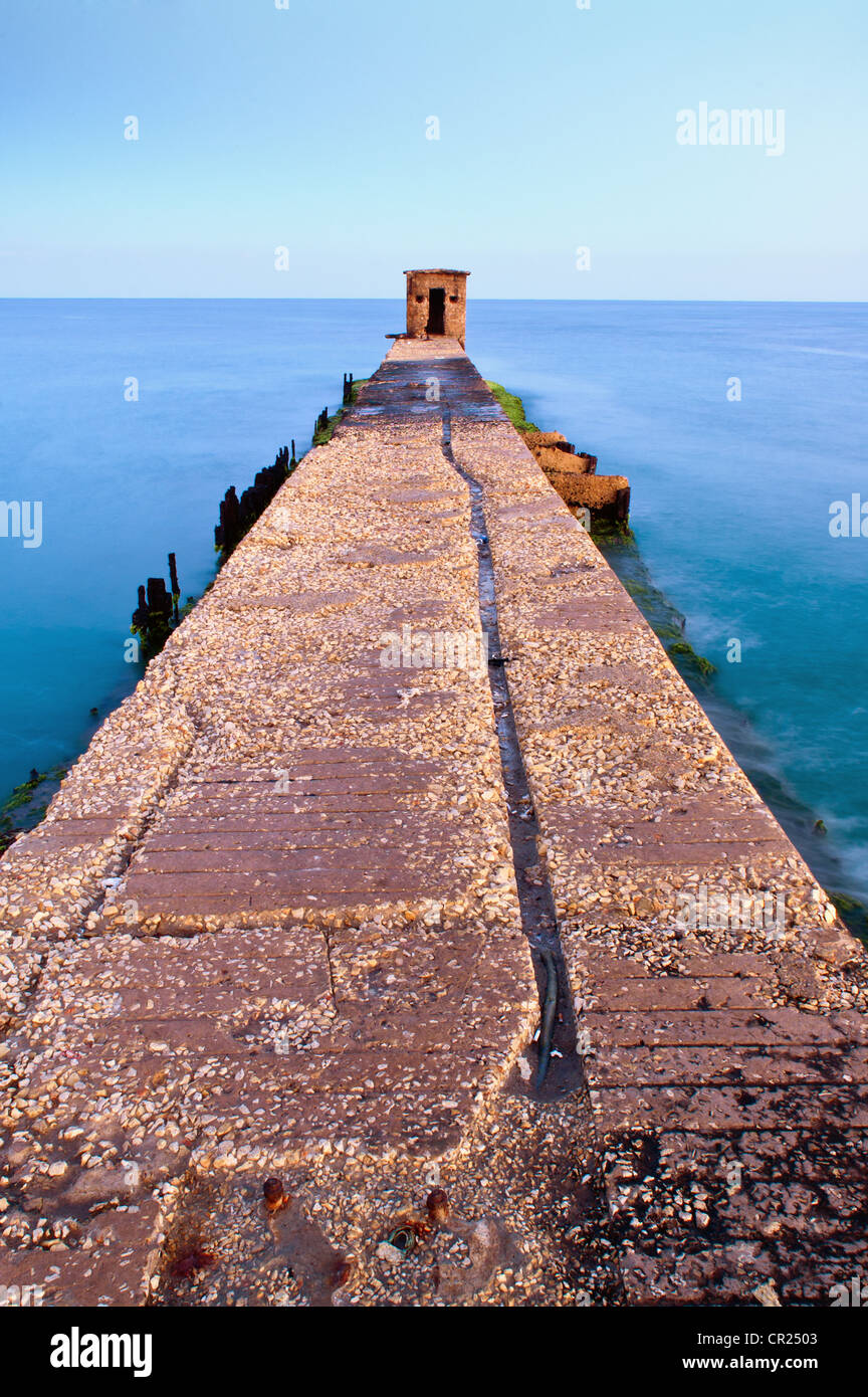 Old guard house hi-res stock photography and images - Alamy