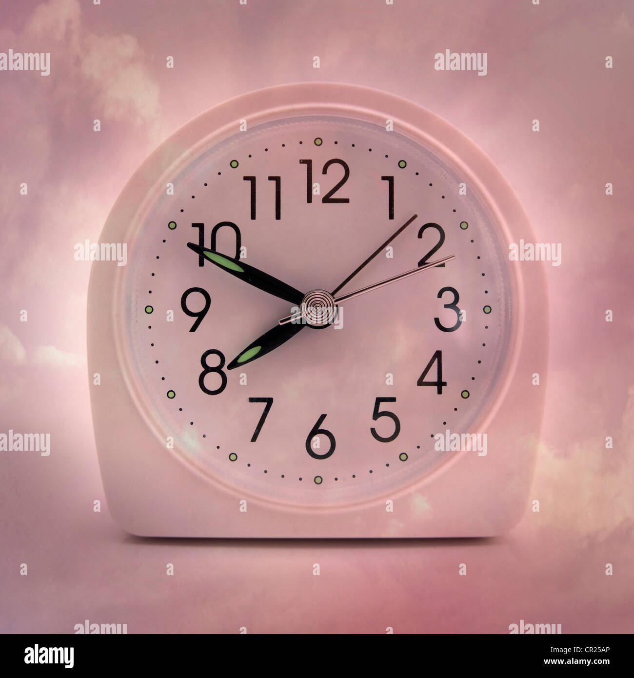 Old fashioned alarm clock Stock Photo - Alamy Old fashioned alarm clock Stock Photo - Alamy