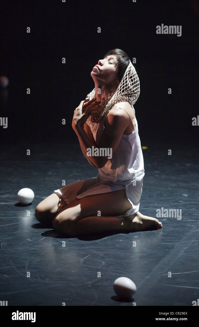 Rambert Dance Company: Season of New Choreography 2012 at the Queen ...