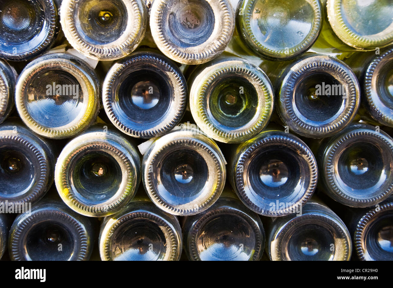 Empty wine bottle hi-res stock photography and images - Alamy