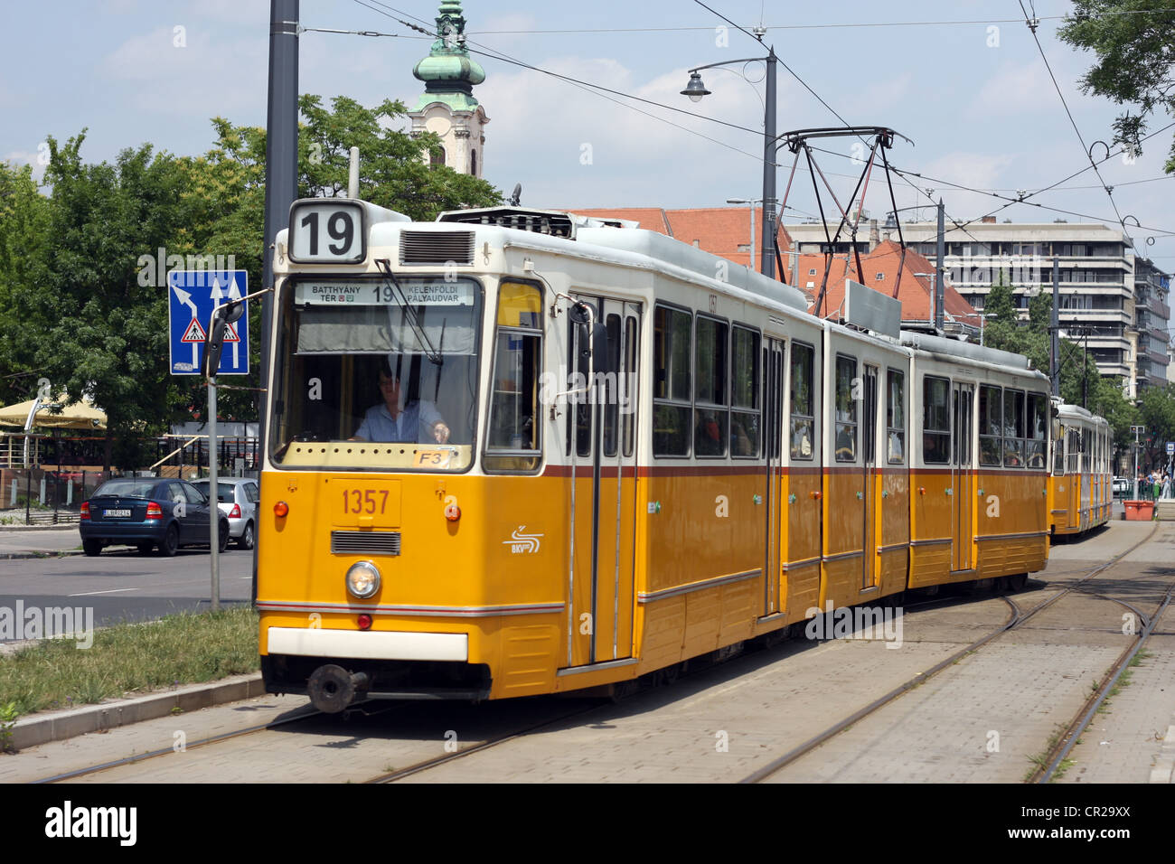The Budapest tramway network (Hungarian: Budapest villamoshálózata ...