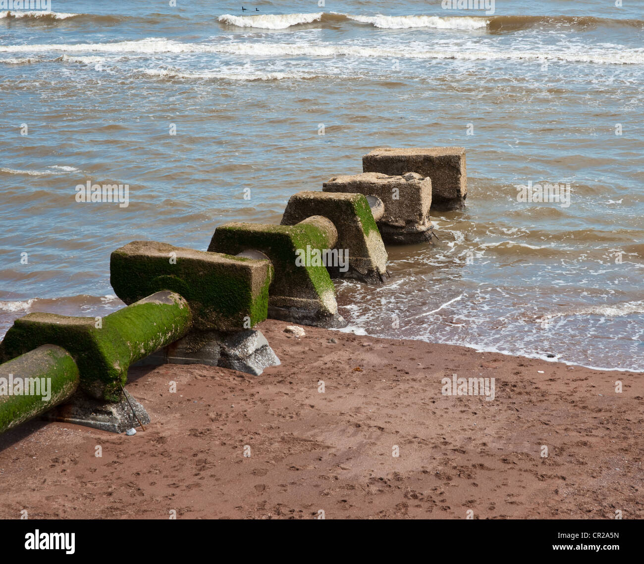 Sea sewage pipes hi-res stock photography and images - Alamy