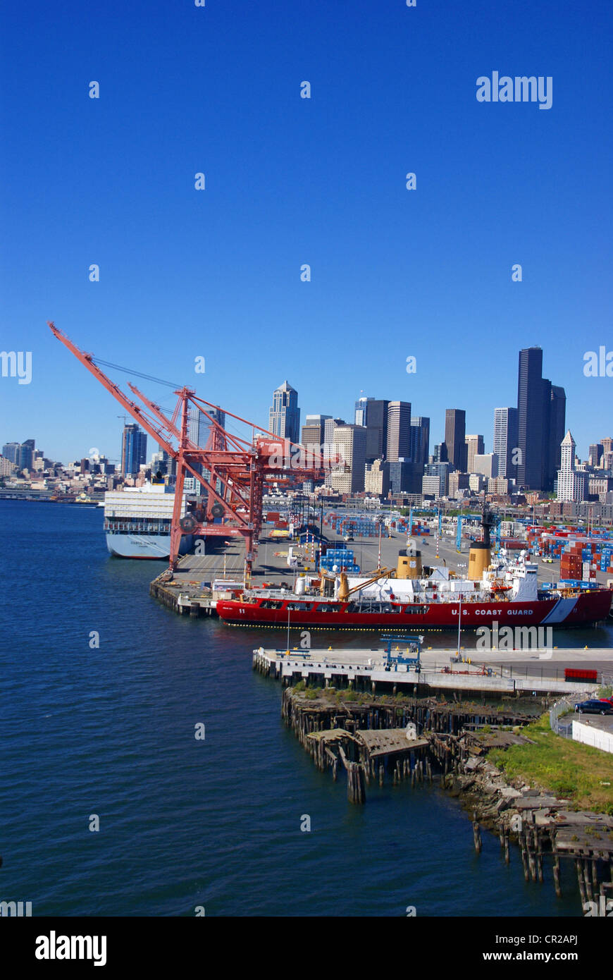 Us coast guard ship hi-res stock photography and images - Alamy