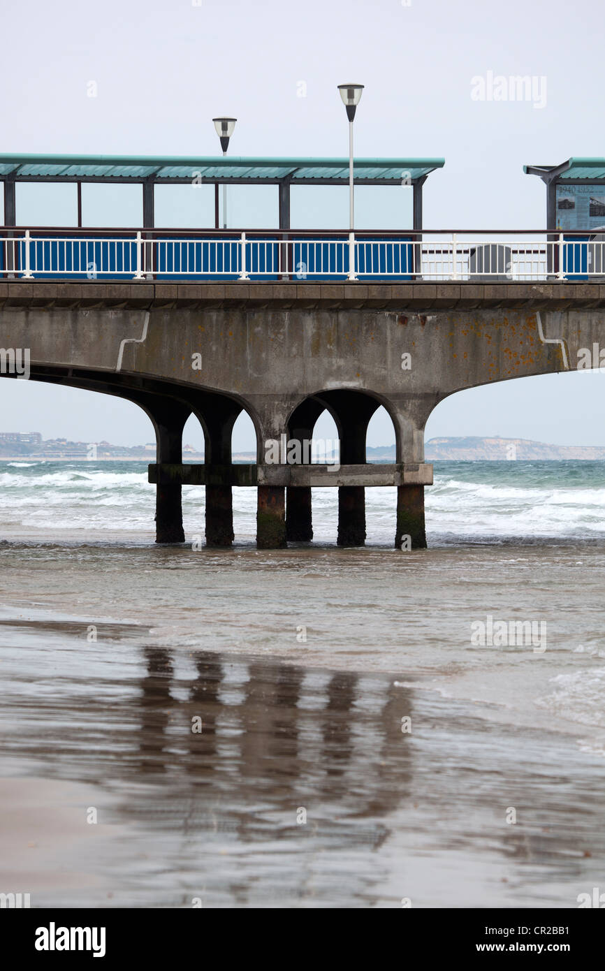 Structural pier hi-res stock photography and images - Alamy