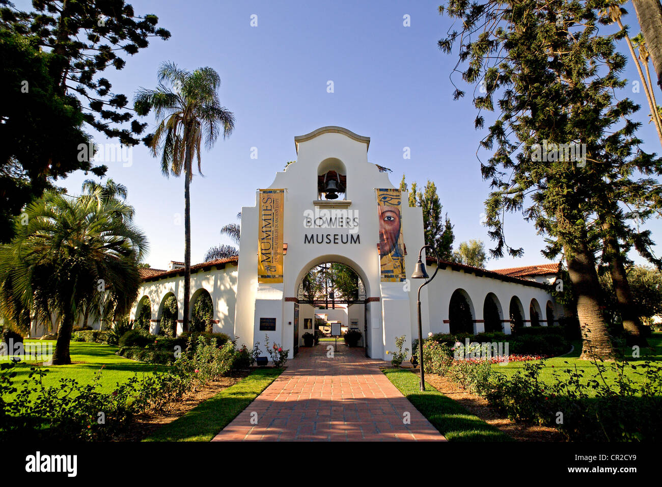 Bowers Museum hosts world-class cultural arts exhibits that make it a ...