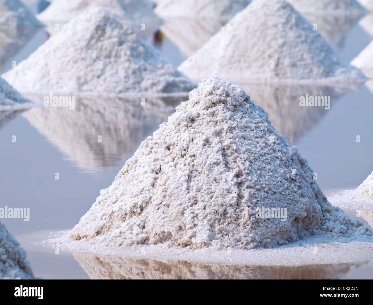 Heap of sea salt Stock Photo - Alamy