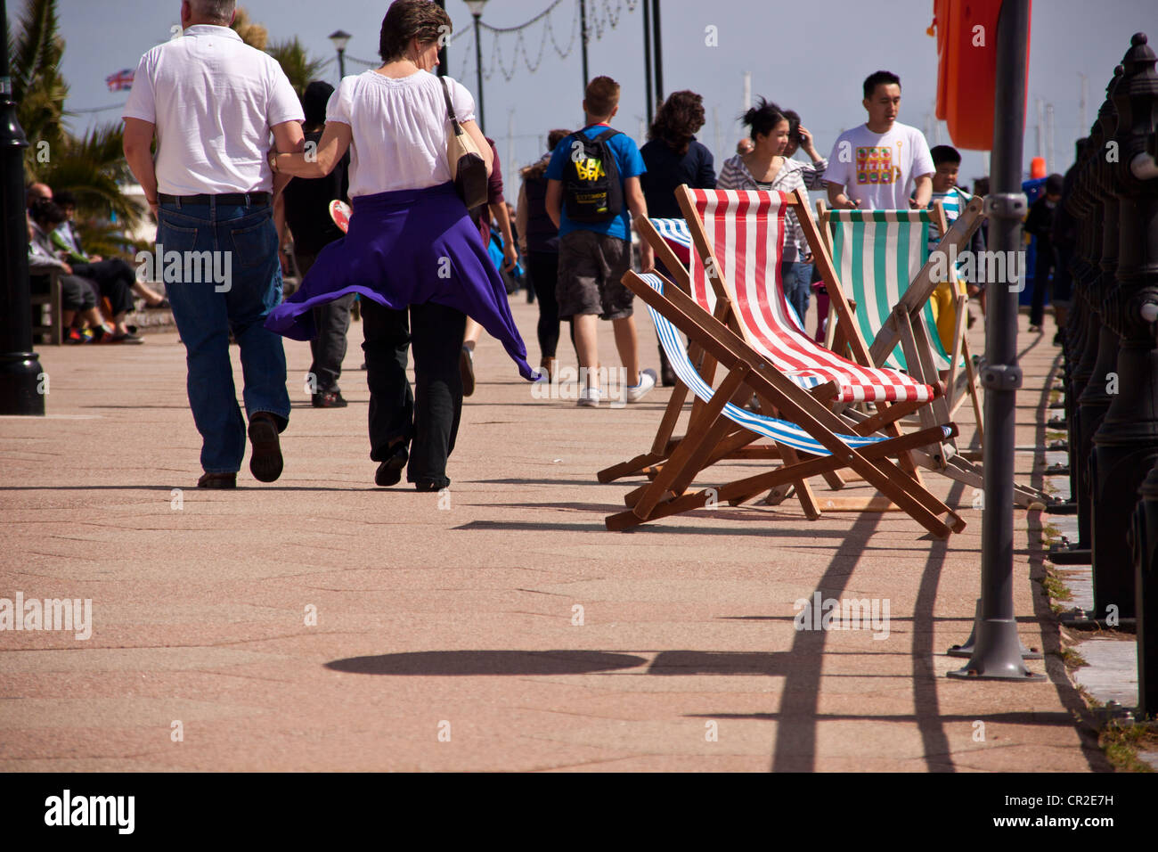 Deck chairs in wind hi-res stock photography and images - Alamy