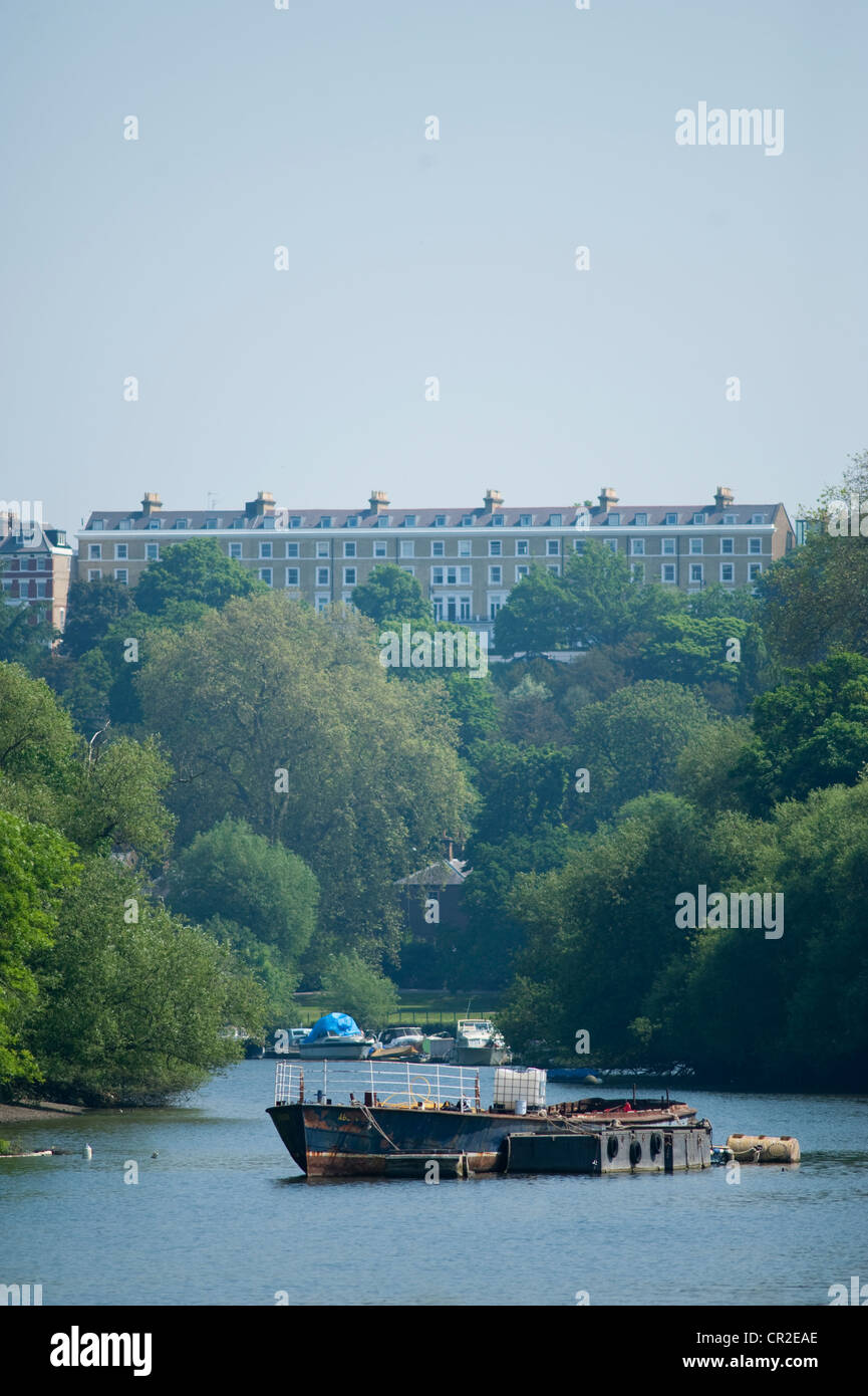 The river Thames winding downstream towards Richmond upon Thames with ...