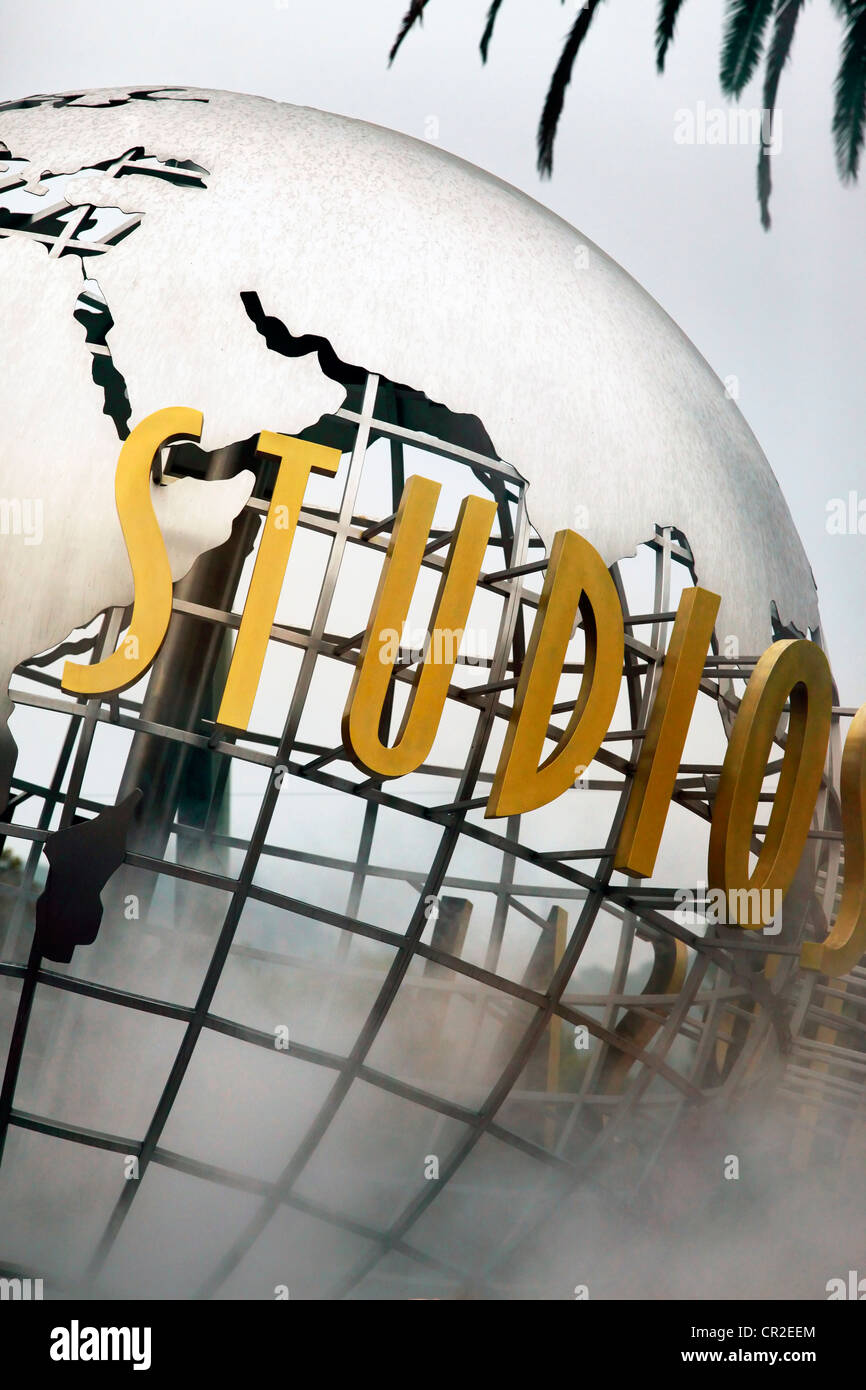 Universal studios florida family hi-res stock photography and images ...