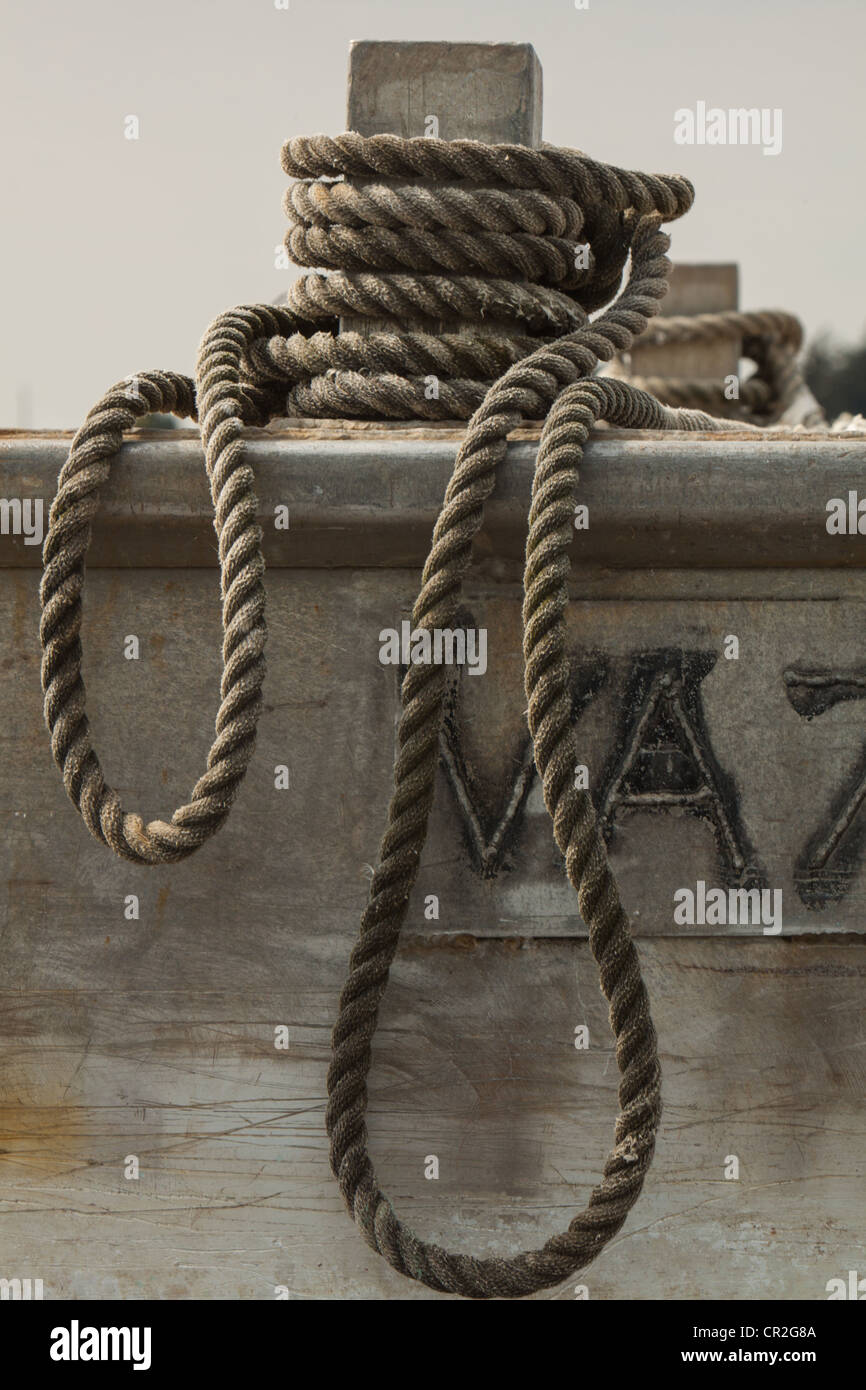 Rope of mooring Stock Photo - Alamy