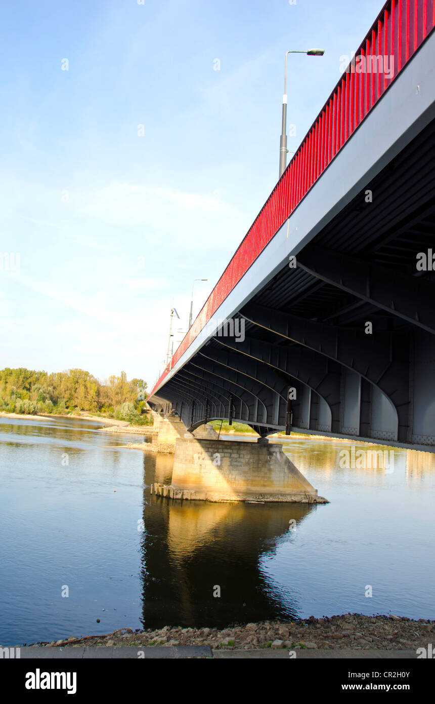 Pedestrian bridge over railway line hi-res stock photography and images ...