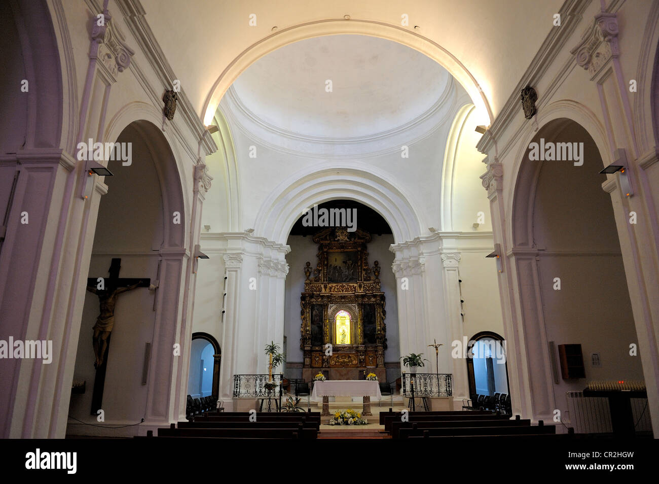 Spanish church interior domed ceiling hi-res stock photography and ...