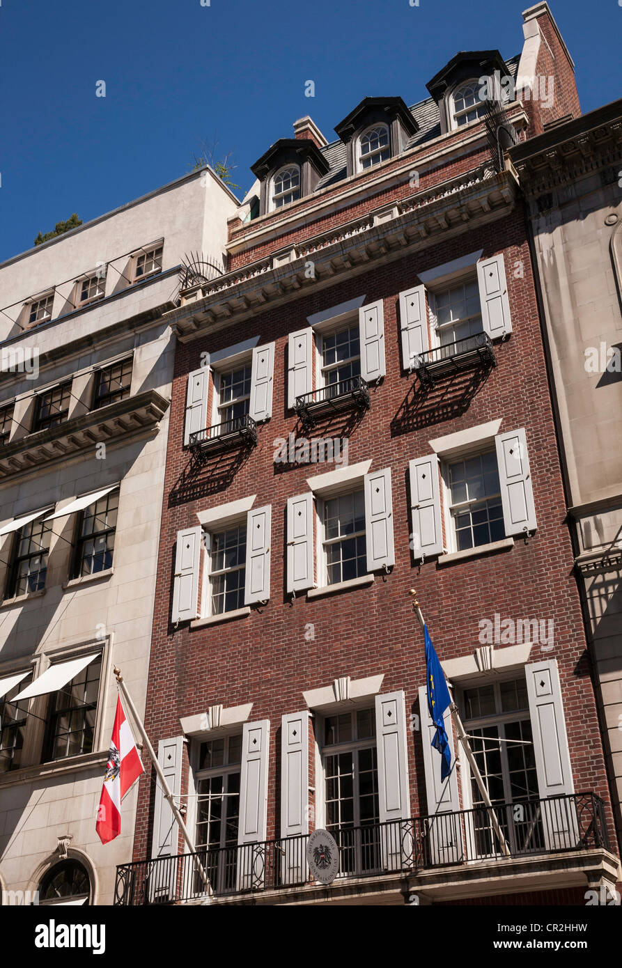 31 east 69th street hi-res stock photography and images - Alamy