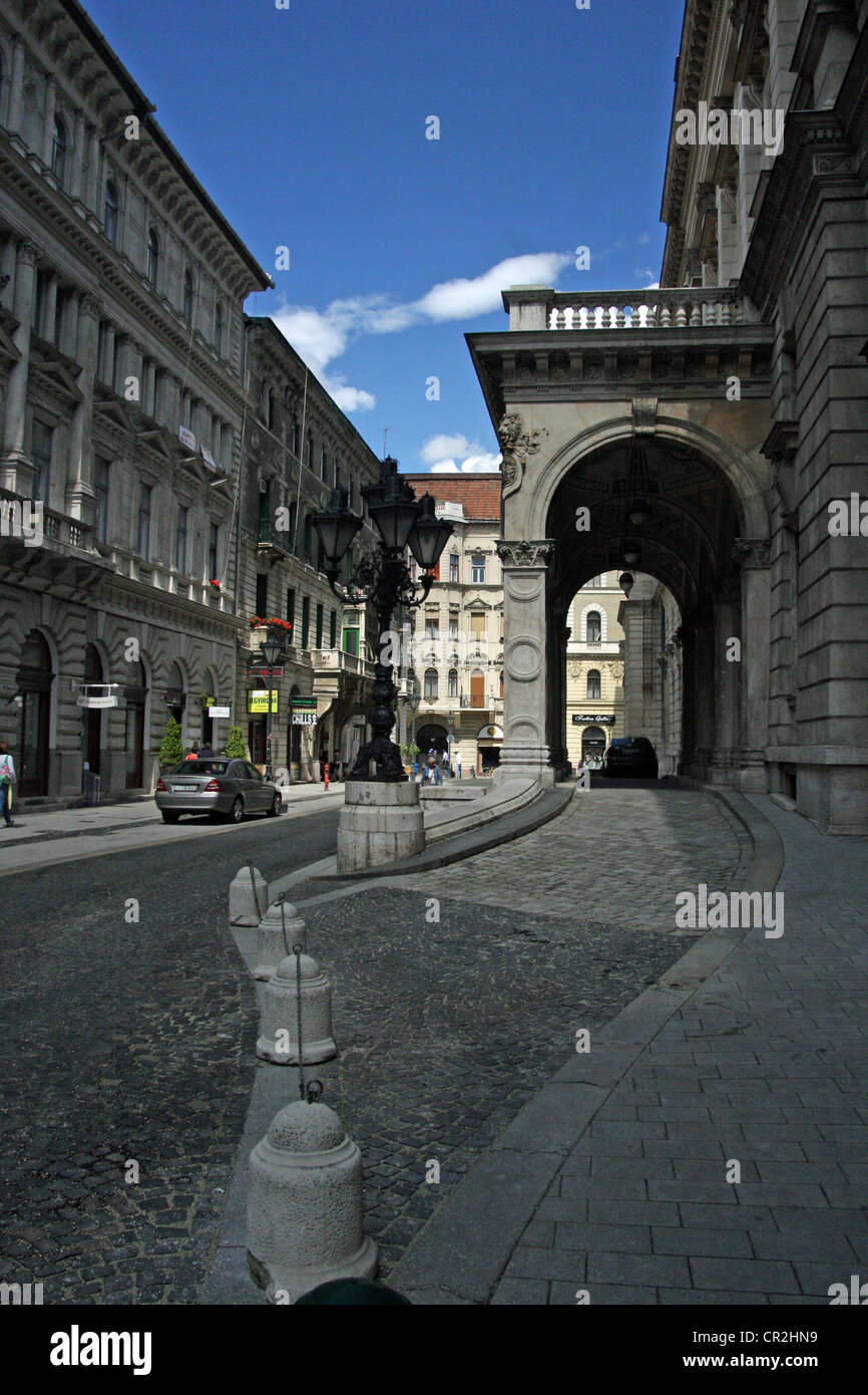 The Hungarian State Opera House (Hungarian: Magyar Állami Operaház) is ...