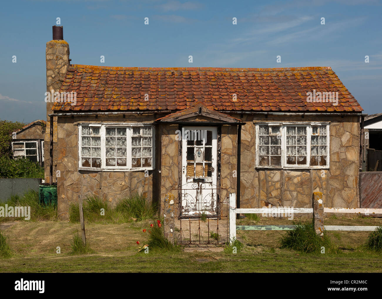 Abandoned cottage in state of decay Stock Photo - Alamy