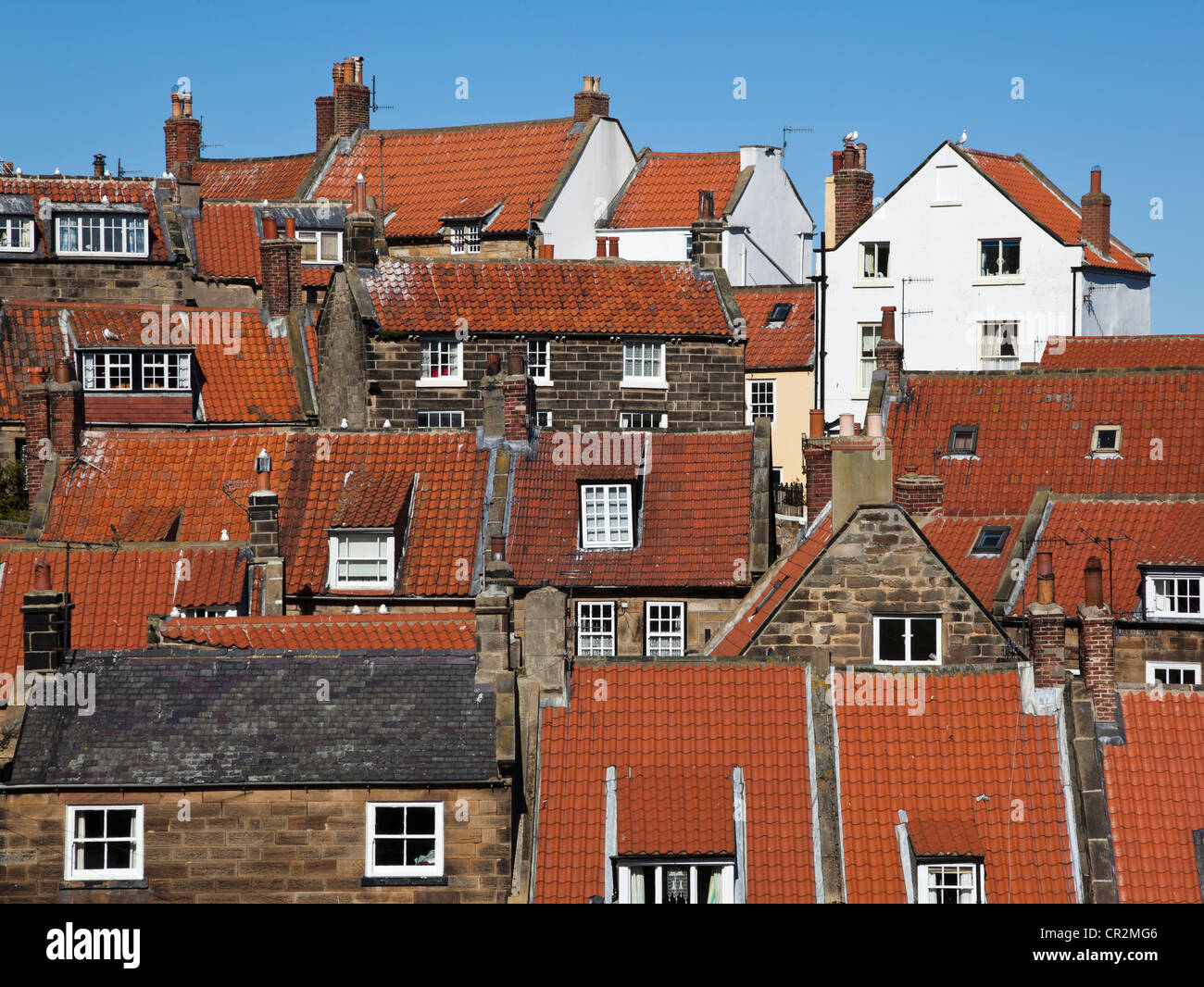 Traditional fishermens cottages at Robin Hoods Bay, North Yorkshire ...