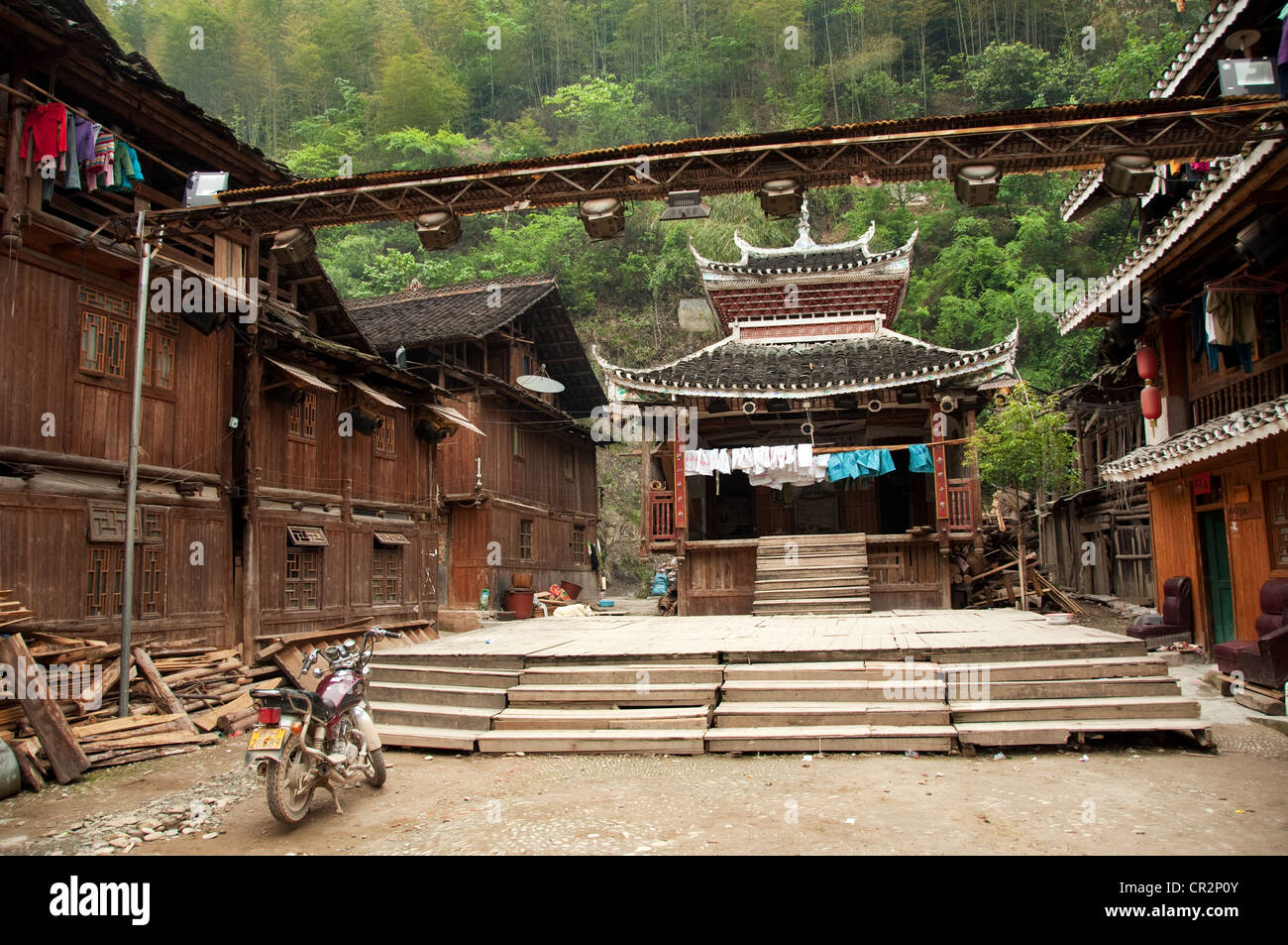 Southern china traditional chinese village traditional dong ...