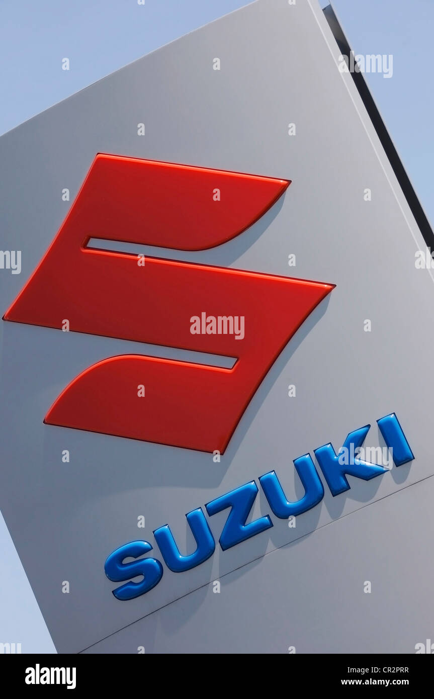 Suzuki logo hi-res stock photography and images - Alamy