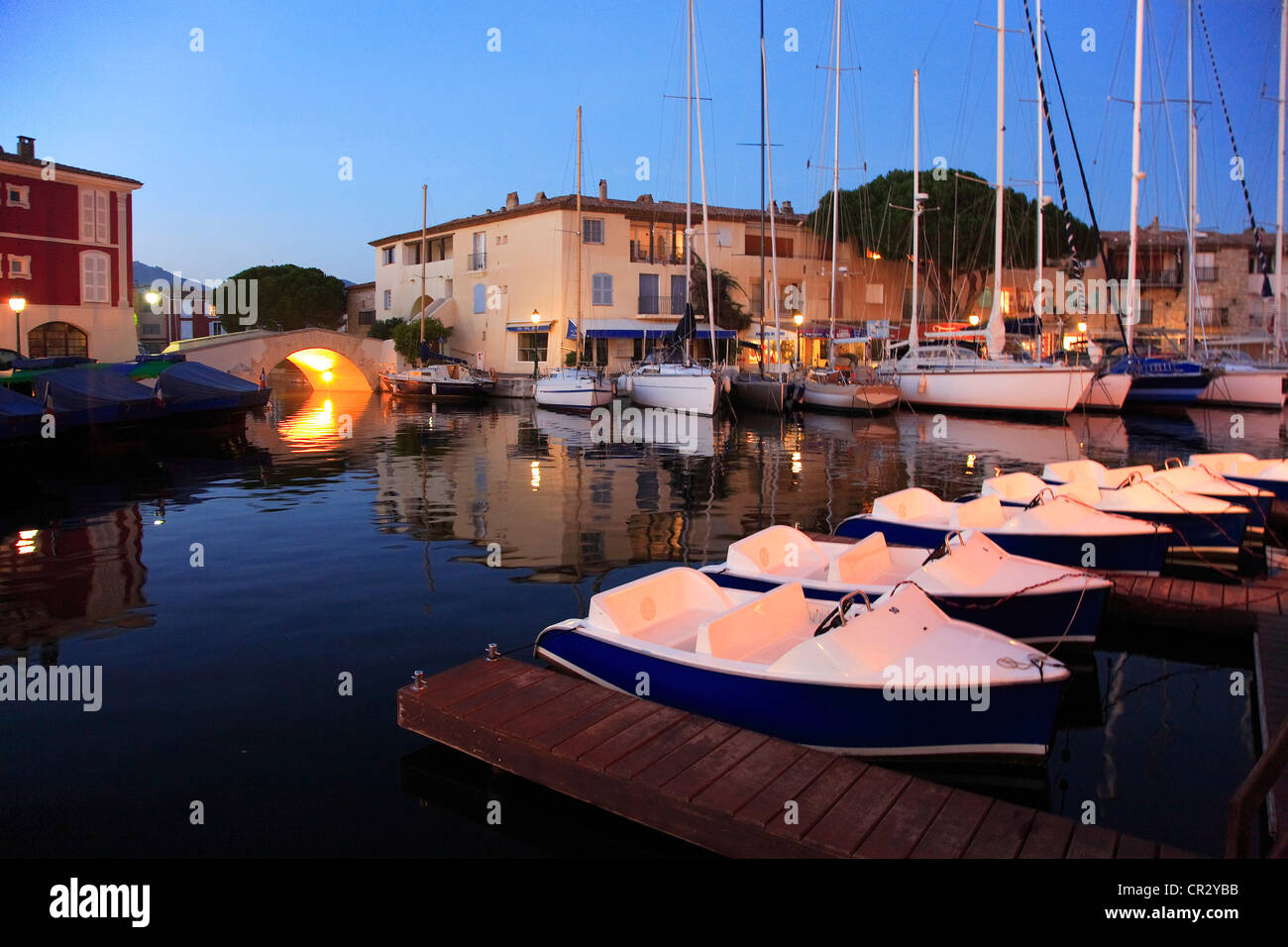 France, Var, Port Grimaud, the lake village created in 1966 by ...