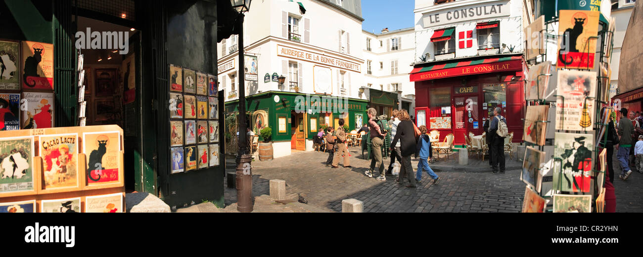 France, Paris, Montmartre District, crossroad between the Rue des ...