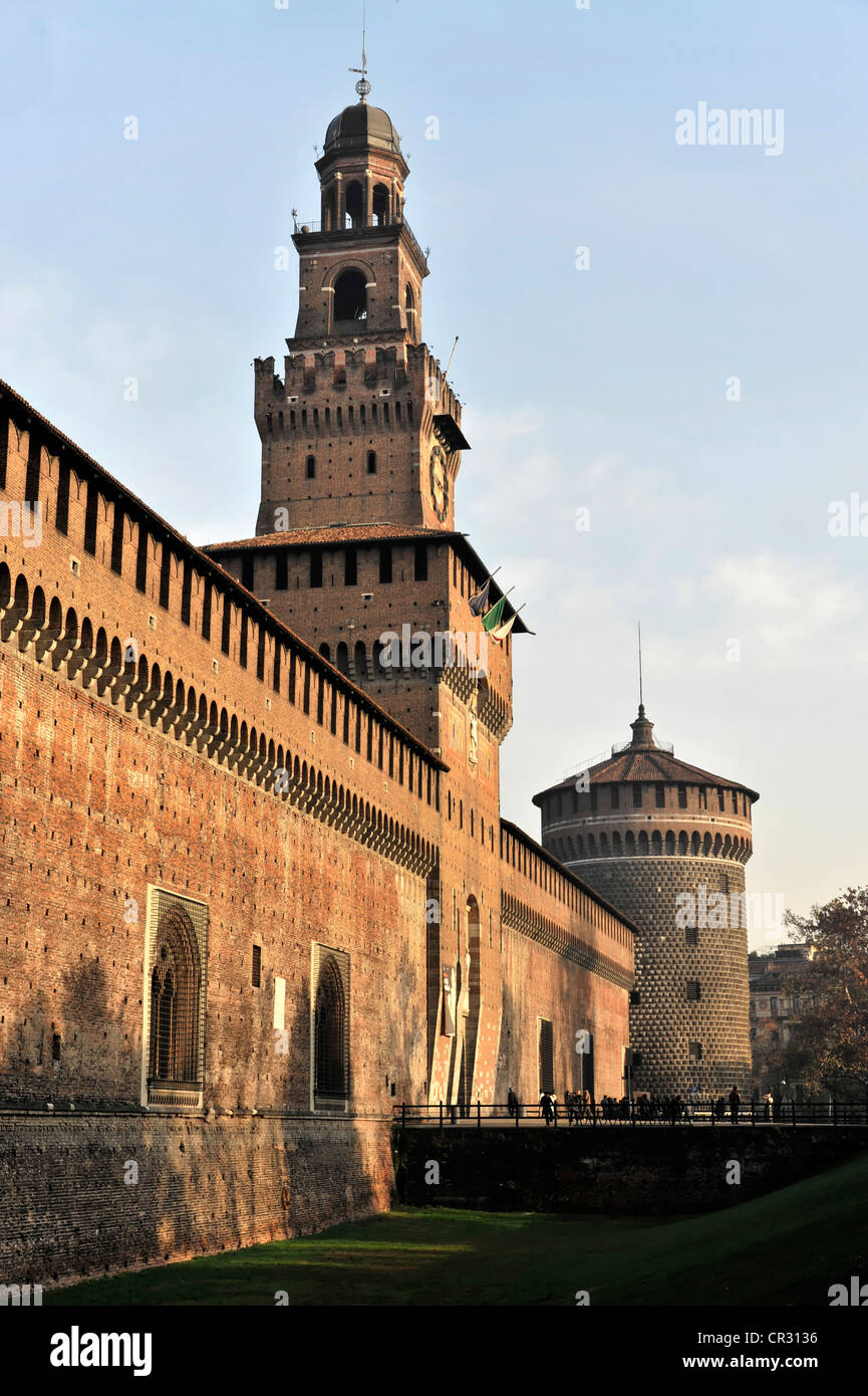 1450 milan hi-res stock photography and images - Alamy