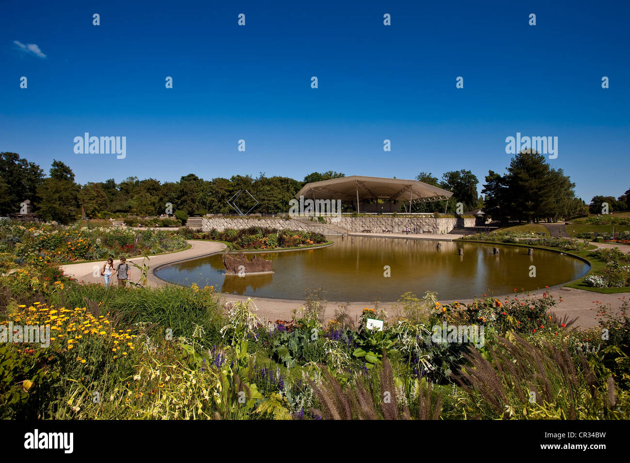 France, Paris, Floral Park (Parc Floral), lake Stock Photo - Alamy