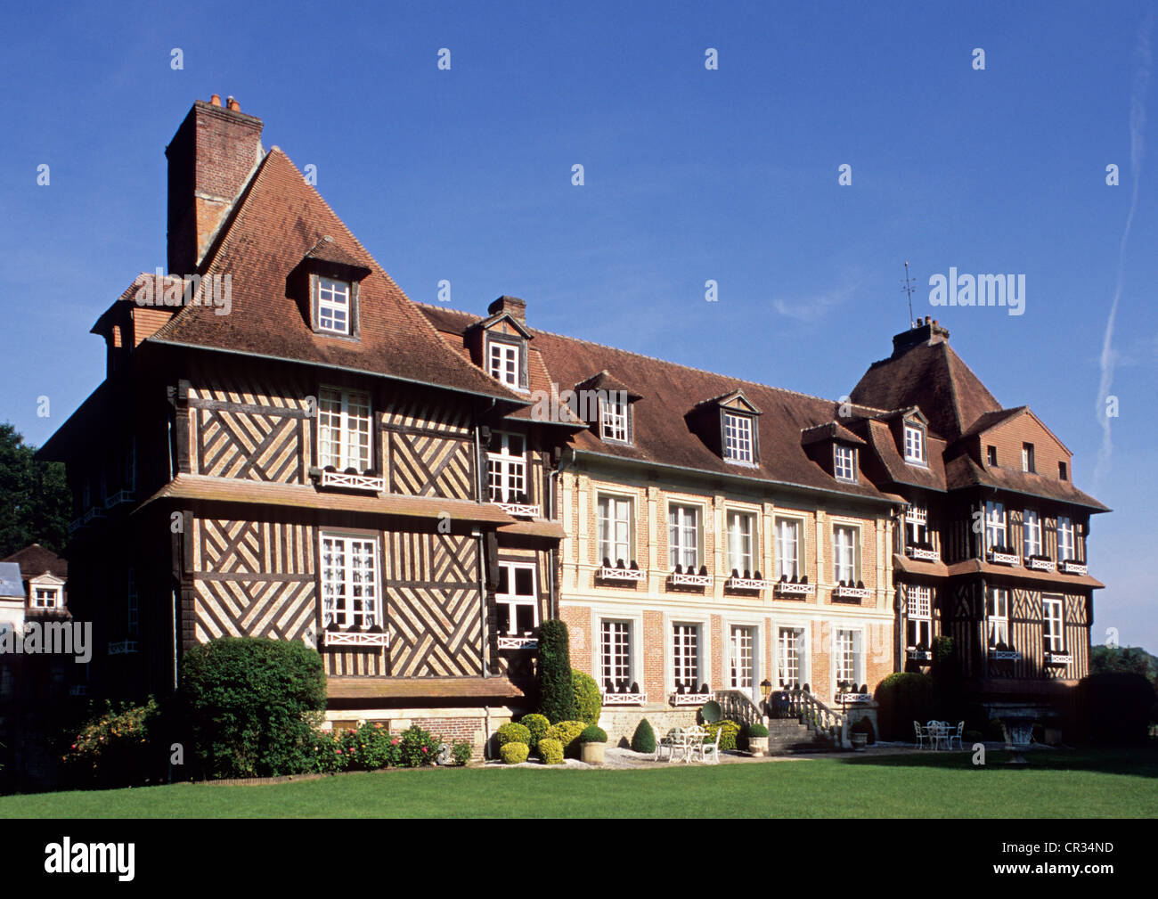 Breuil castle hi-res stock photography and images - Alamy