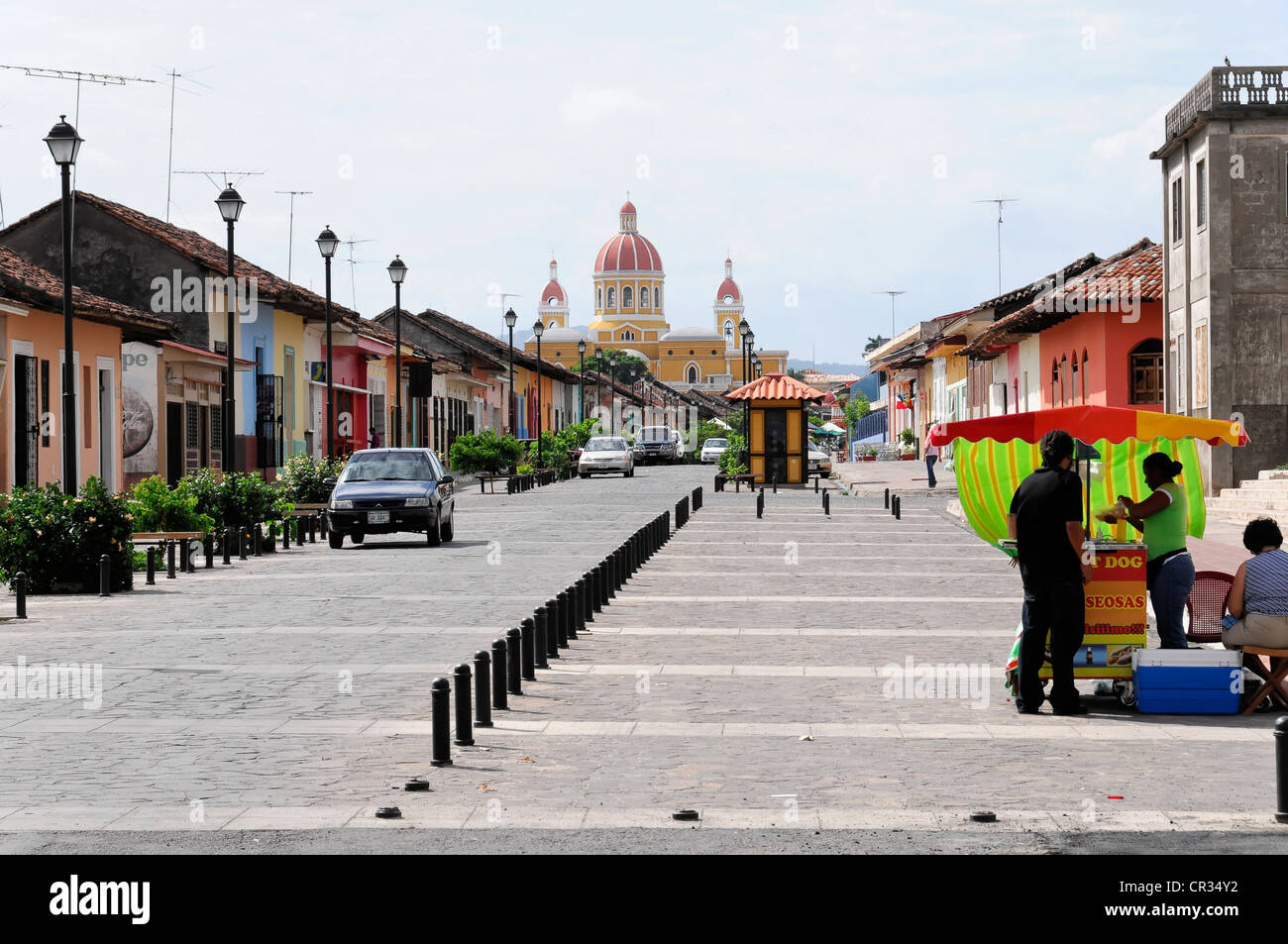 Calle la calzada granada nicaragua hi-res stock photography and images ...
