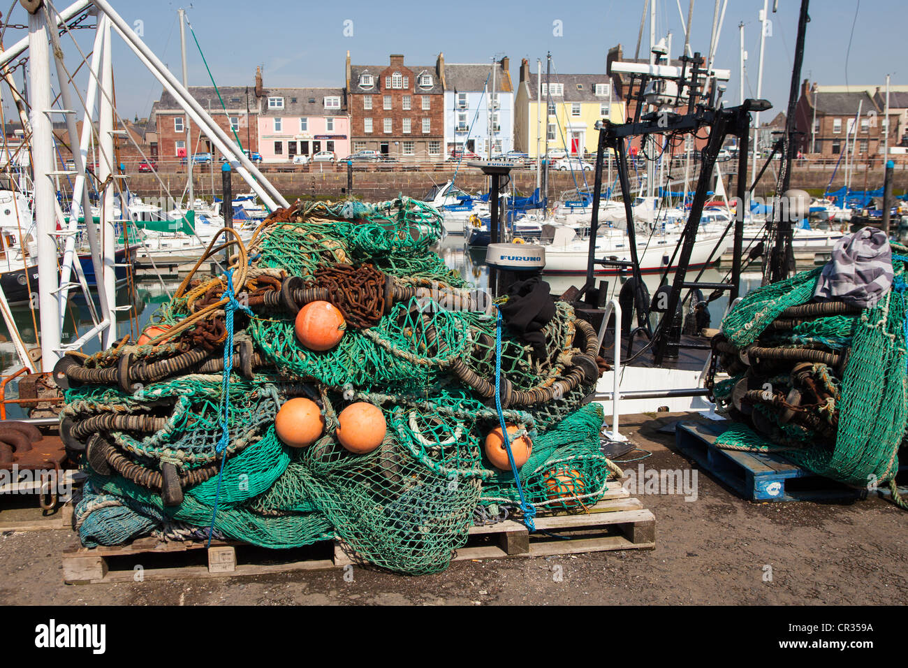 Net mesh sizes hi-res stock photography and images - Alamy