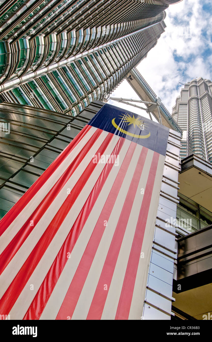 Petronas flag hi-res stock photography and images - Alamy
