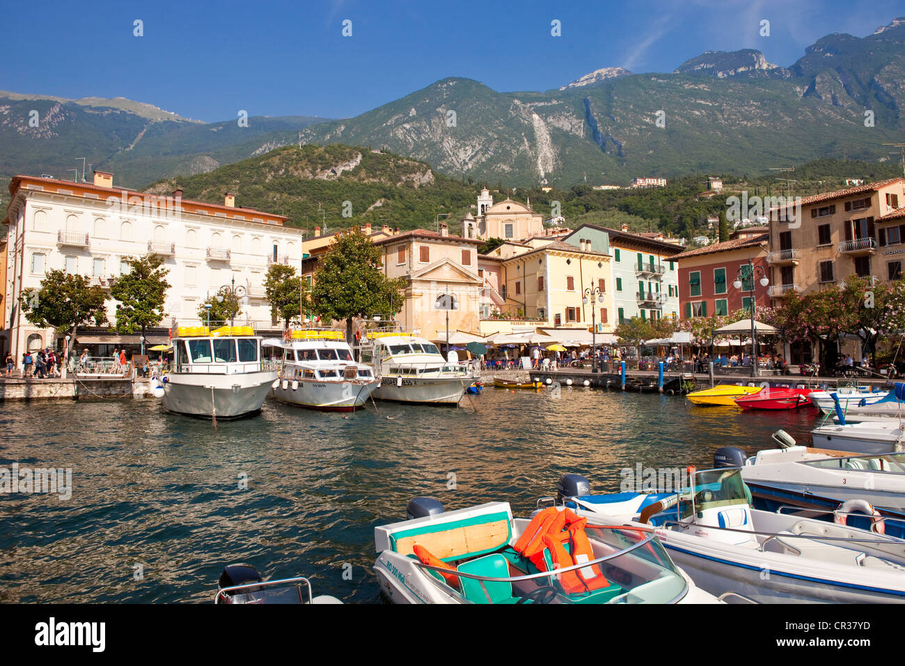 Marina lake garda italy hi-res stock photography and images - Alamy