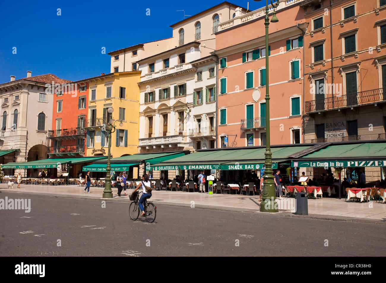 Verona piazza heritage hi-res stock photography and images - Alamy