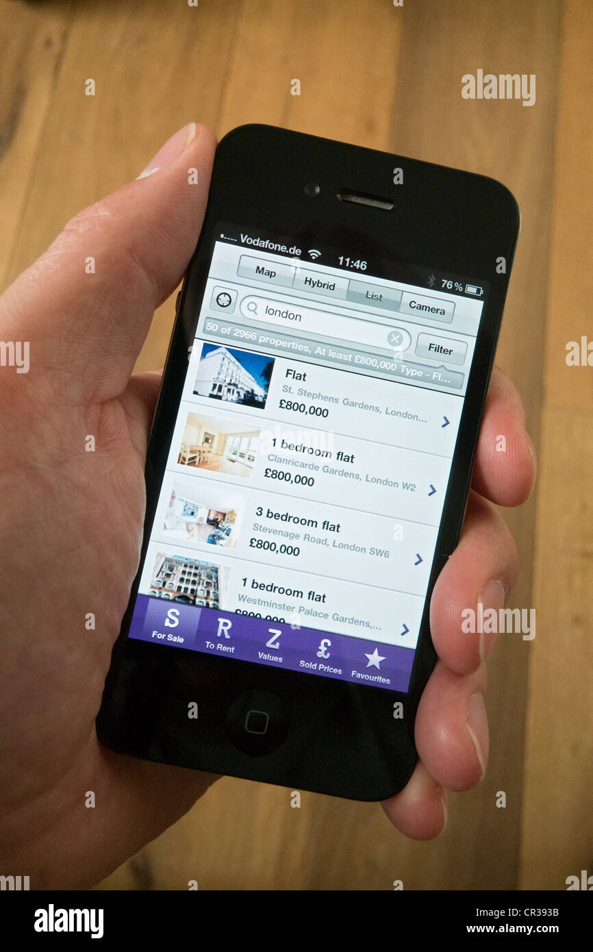 Zoopla hi-res stock photography and images - Alamy