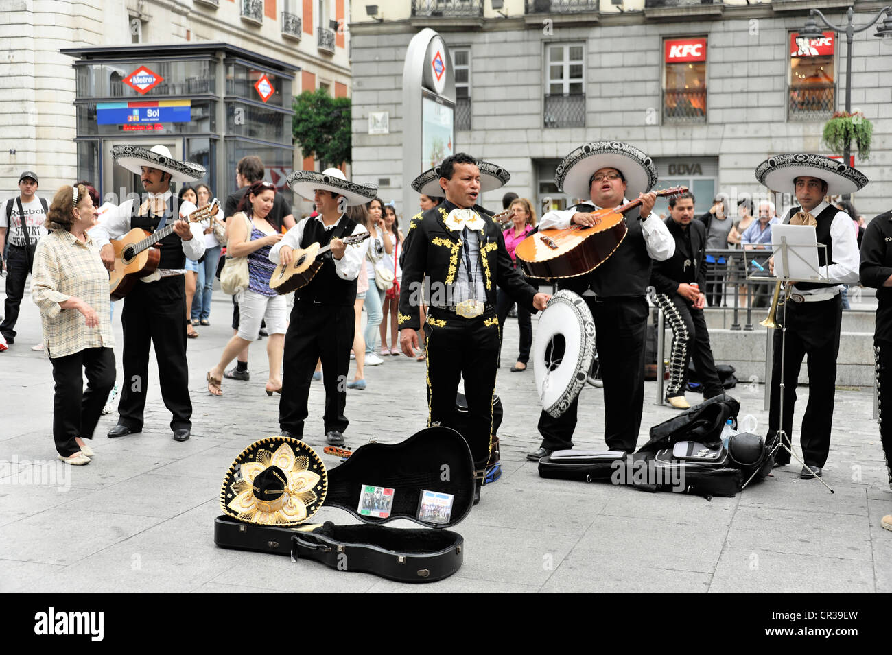 Mexican street musicians, Puerta del Sol, Madrid, Spain, Europe Stock ...