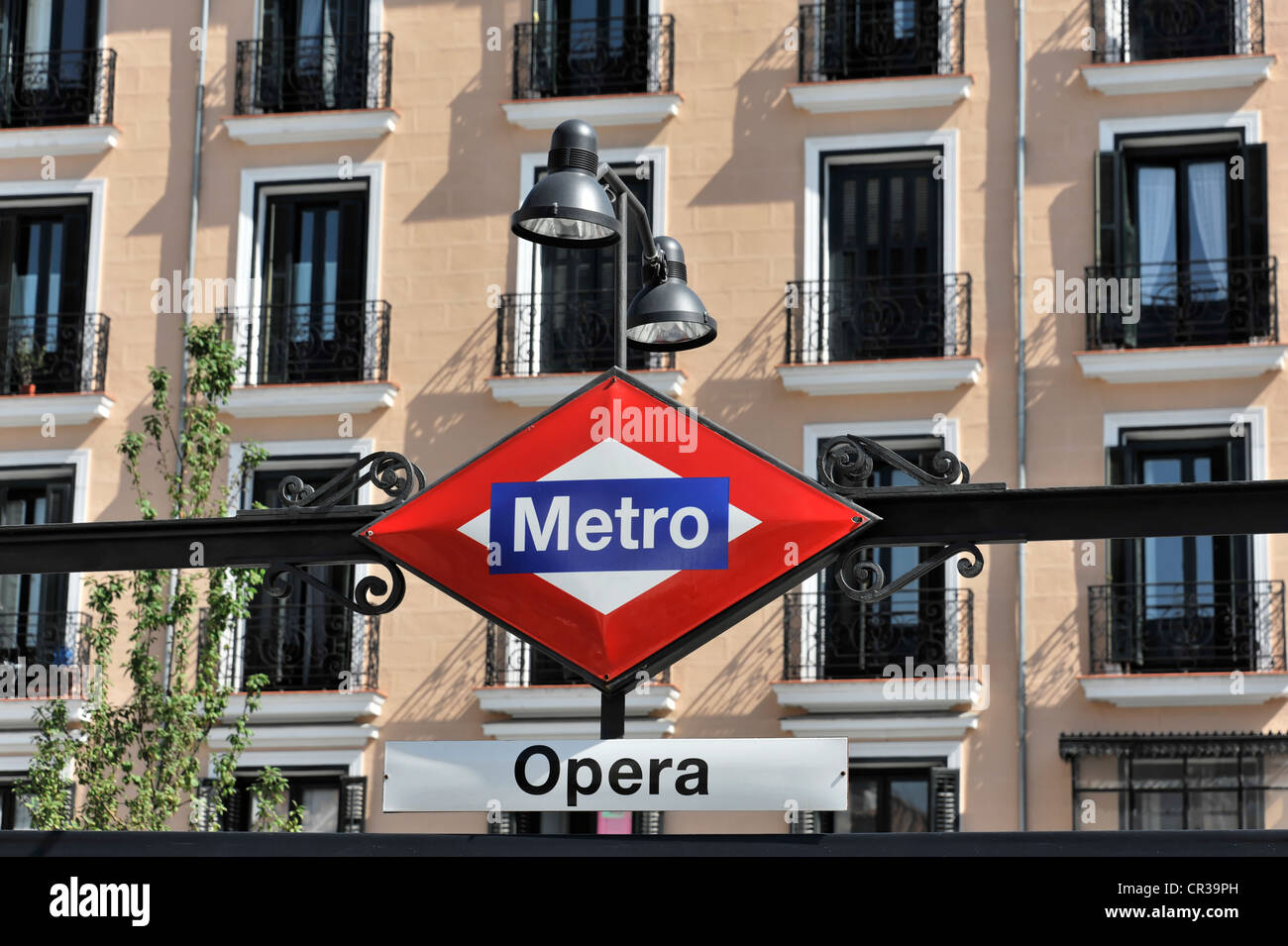Metro sign, Opera station, Madrid, Spain, Europe Stock Photo - Alamy