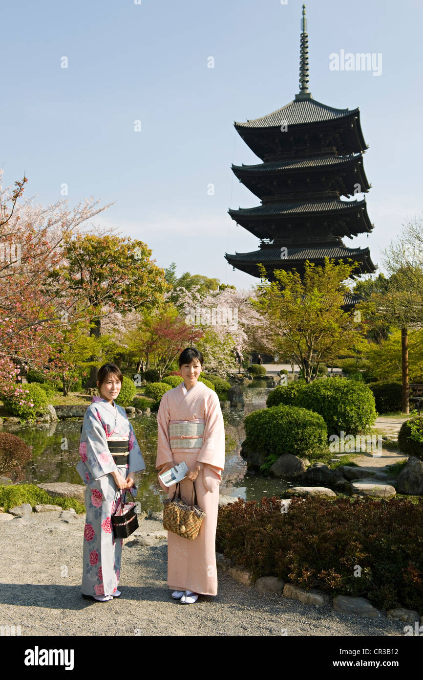 Kyoto japan toji temple hi-res stock photography and images - Alamy